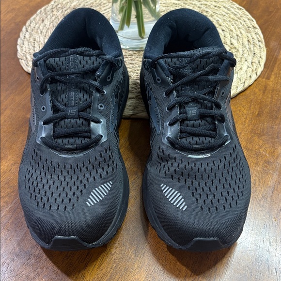Brooks | Shoes | Addiction Ots 5 Brooks Mens Black Athletic Shoes ...